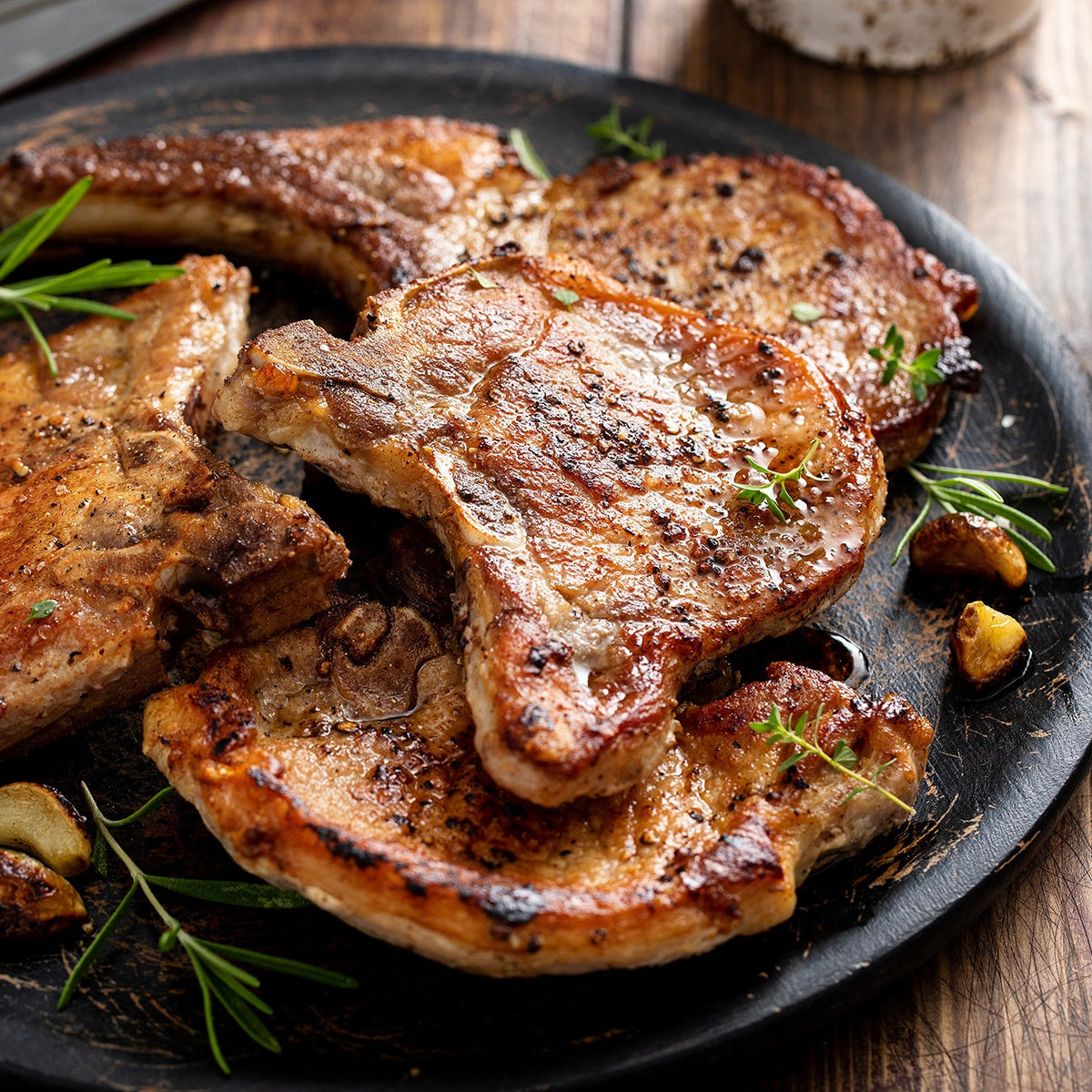 Steakhouse Pork Chops Recipe – Juicy, Flavorful and Easy to Make – Ex ...